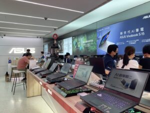 【ASUS】はどこの国？なんて読む？おすすめノートパソコンもご紹介 | ずっきーの台湾生活